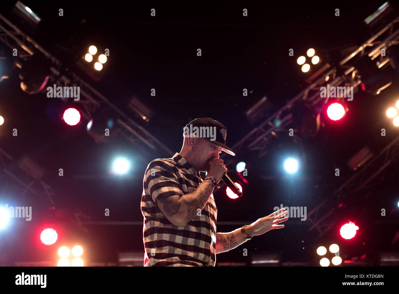 Strategy rapper hi-res stock photography and images - Alamy