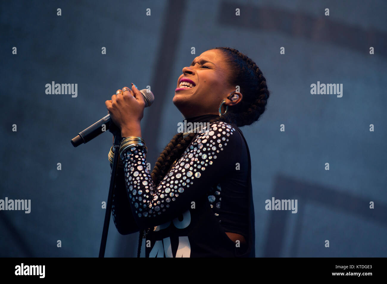 Nabiha singer hi-res stock photography and images - Alamy