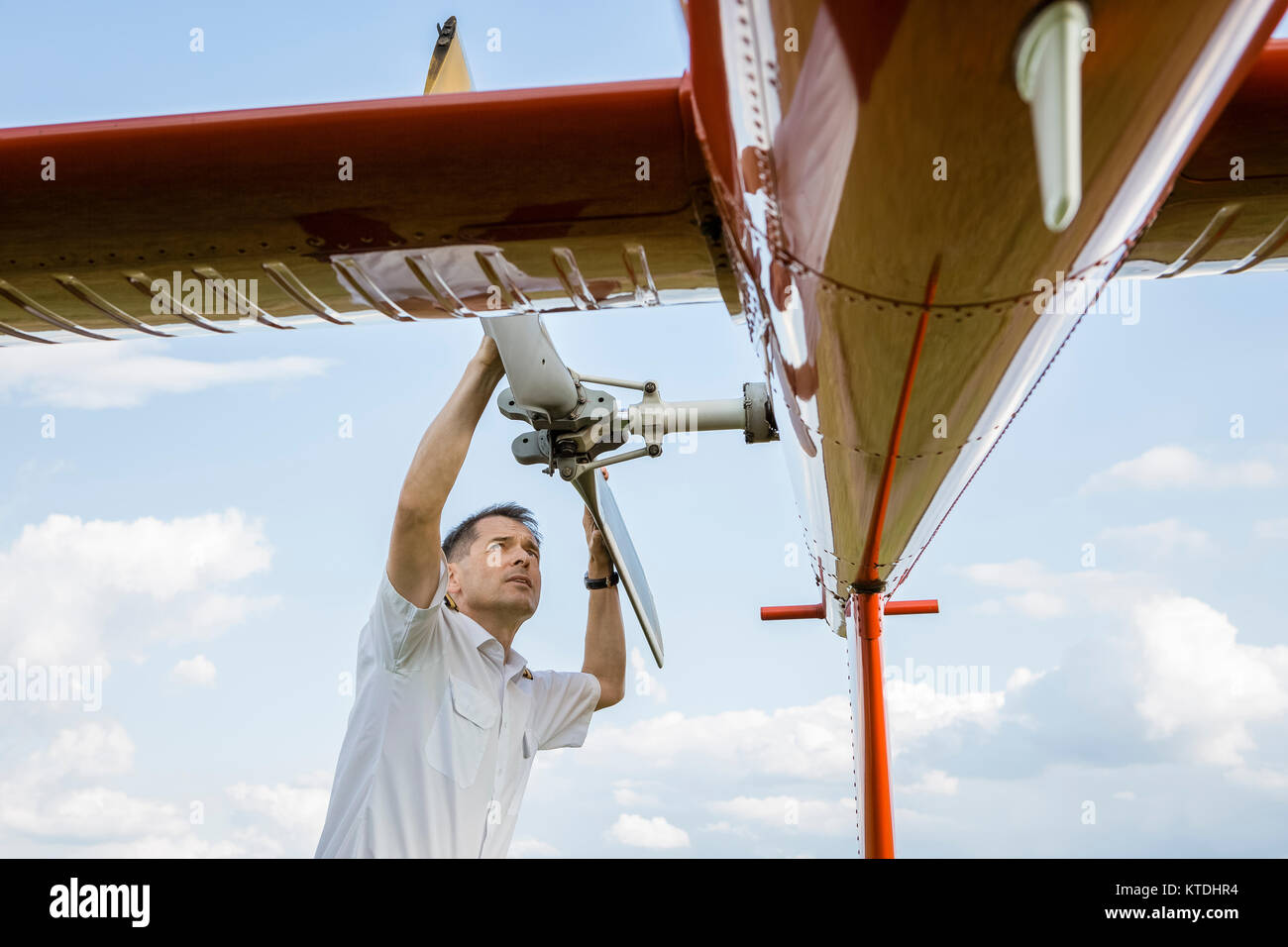 Helicopter test pilot hi-res stock photography and images - Alamy