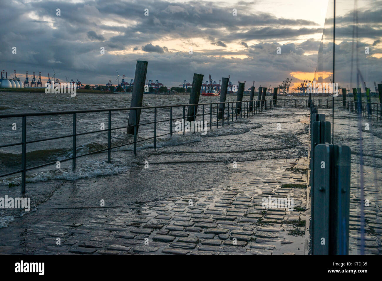 Germany, Hamburg, Altona, High water at fish market hall Stock Photo ...