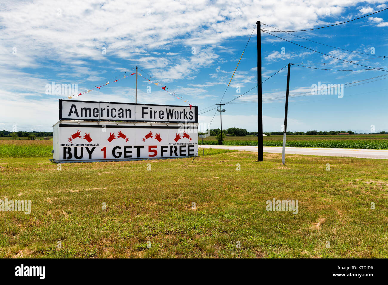 Fireworks in a corn field hi-res stock photography and images - Alamy