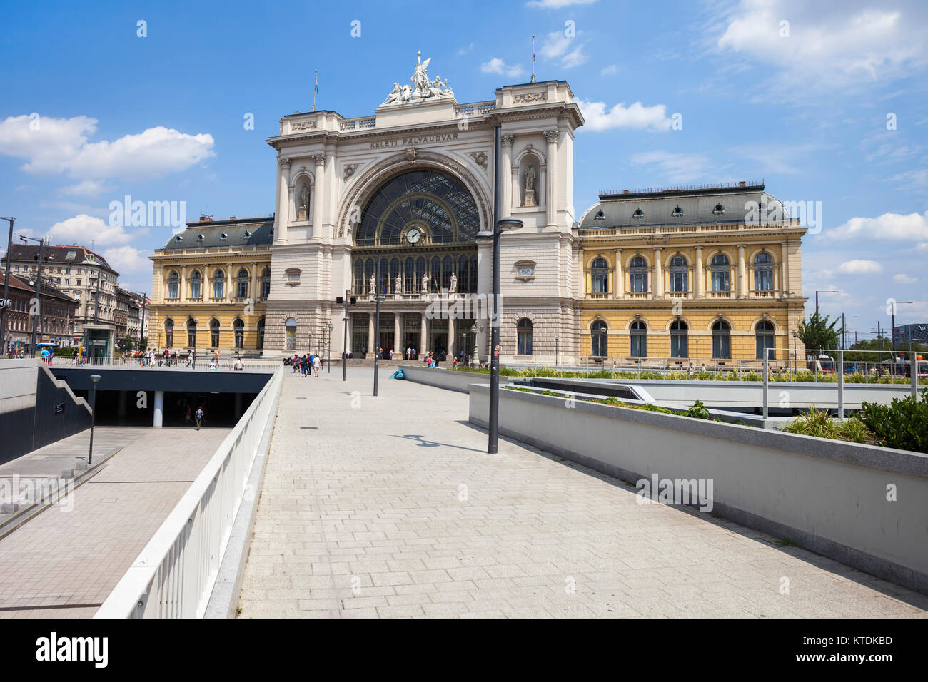 Budapest Keleti Railway Station High Resolution Stock Photography and ...
