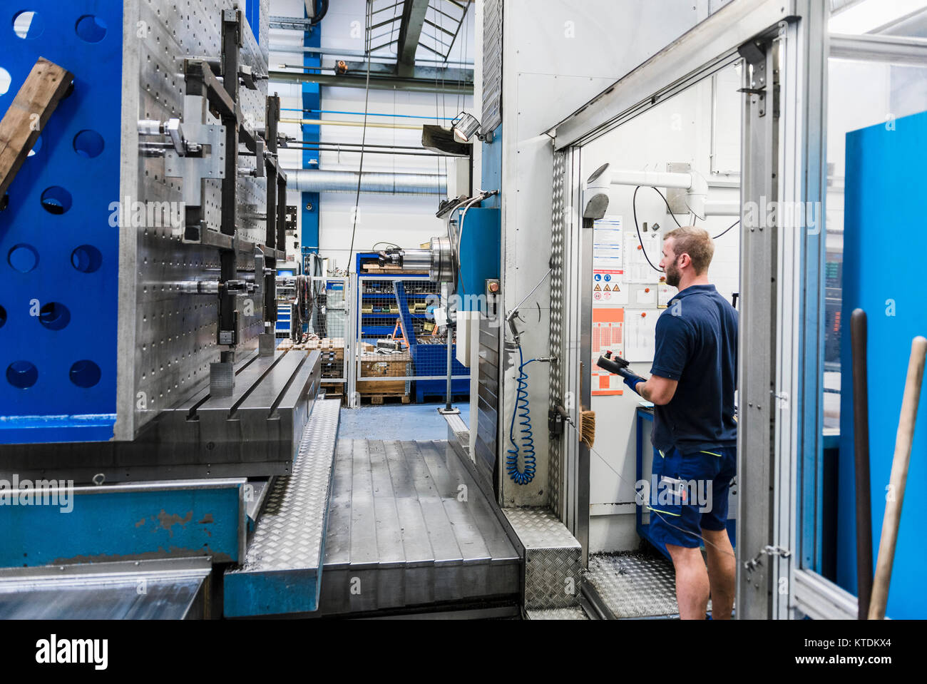 Industrial machine automation hi-res stock photography and images - Alamy