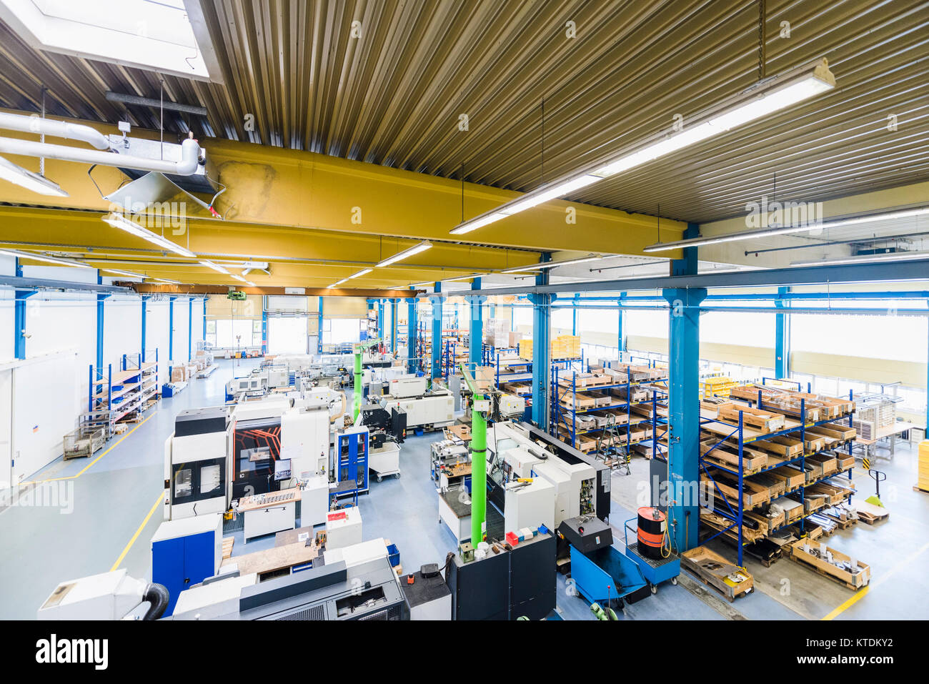 Factory shop floor Stock Photo - Alamy