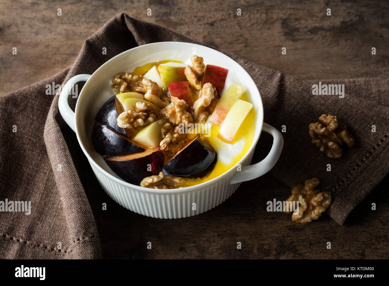 Walnut and linseed oil hi-res stock photography and images - Alamy