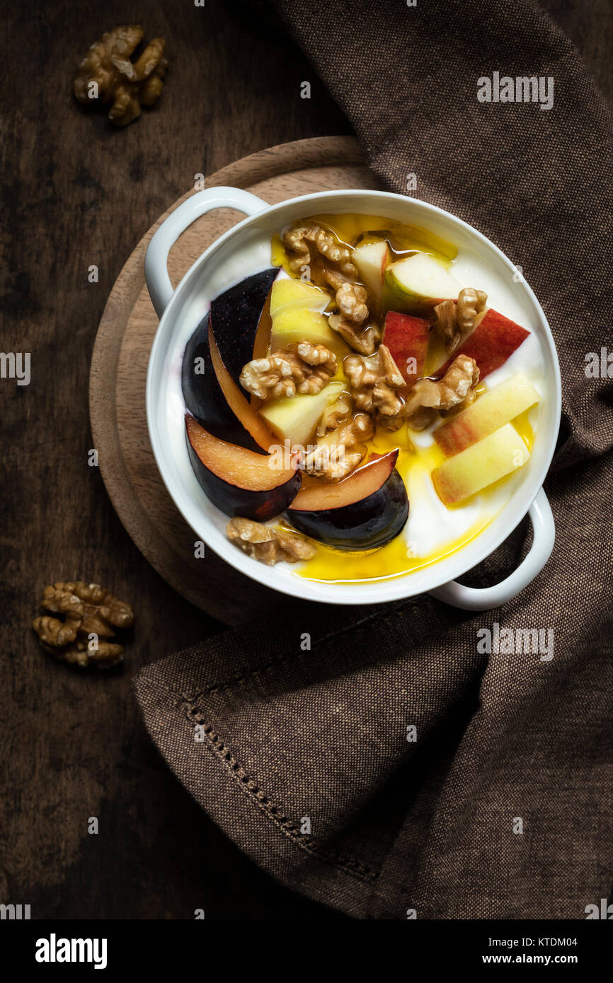 Walnut and linseed oil hi-res stock photography and images - Alamy