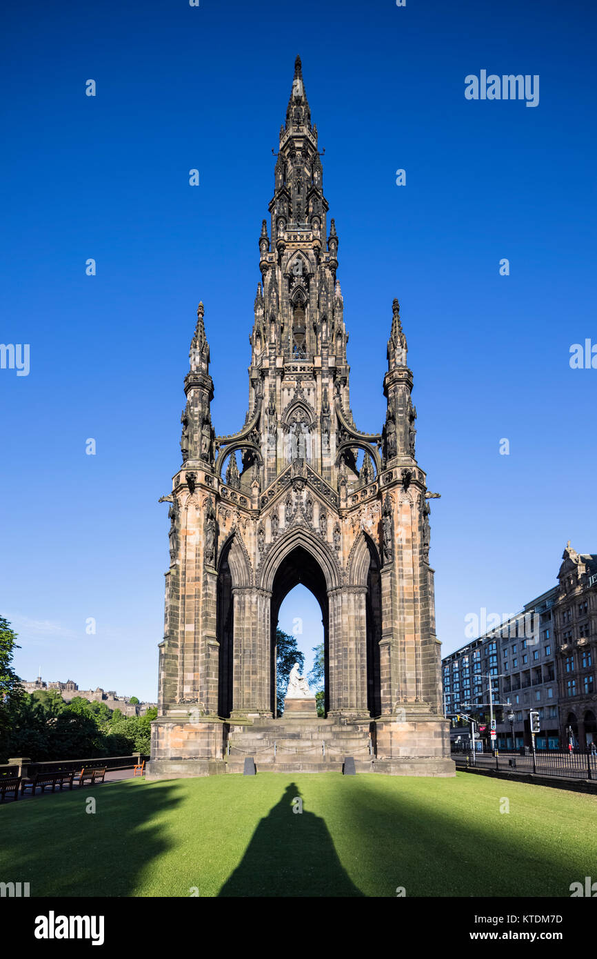 Great Britain, Scotland, Edinburgh, Scott Monument Stock Photo - Alamy