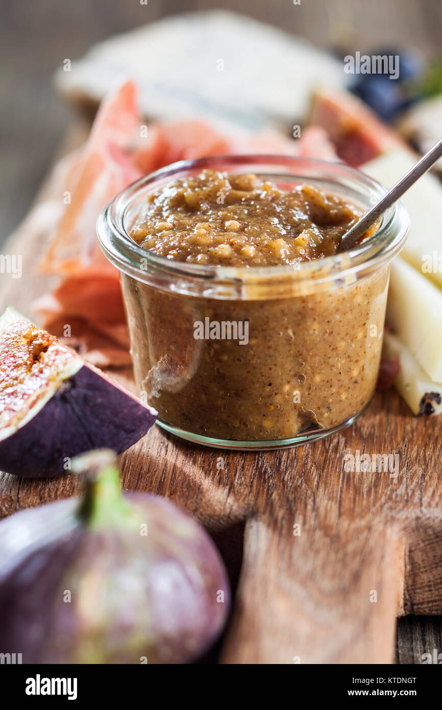 Fig mustard hi-res stock photography and images - Alamy