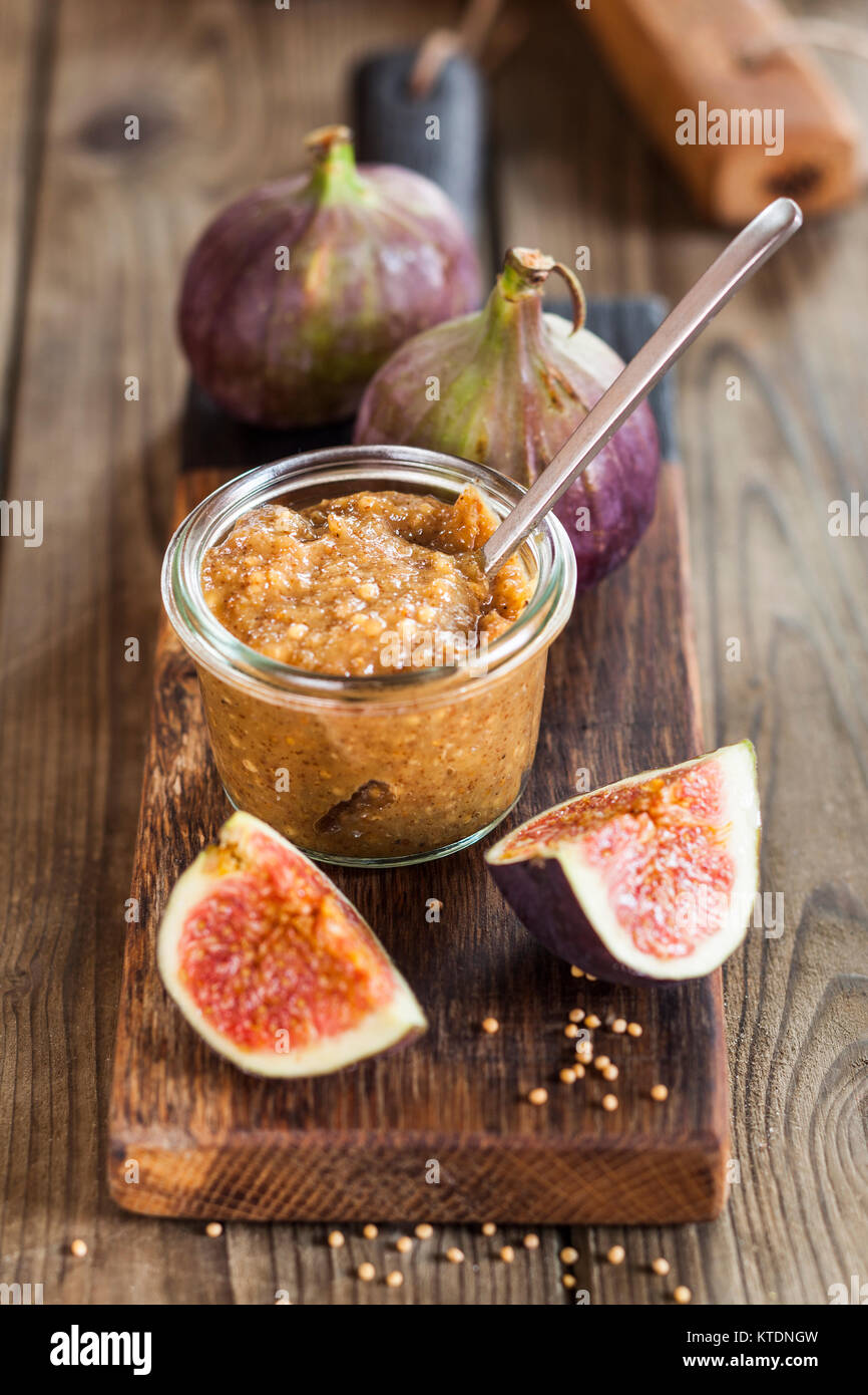 Fig mustard hi-res stock photography and images - Alamy