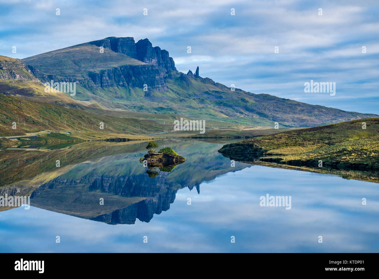 Great Britain, Scotland, Isle of Skye, Loch Fada Stock Photo - Alamy