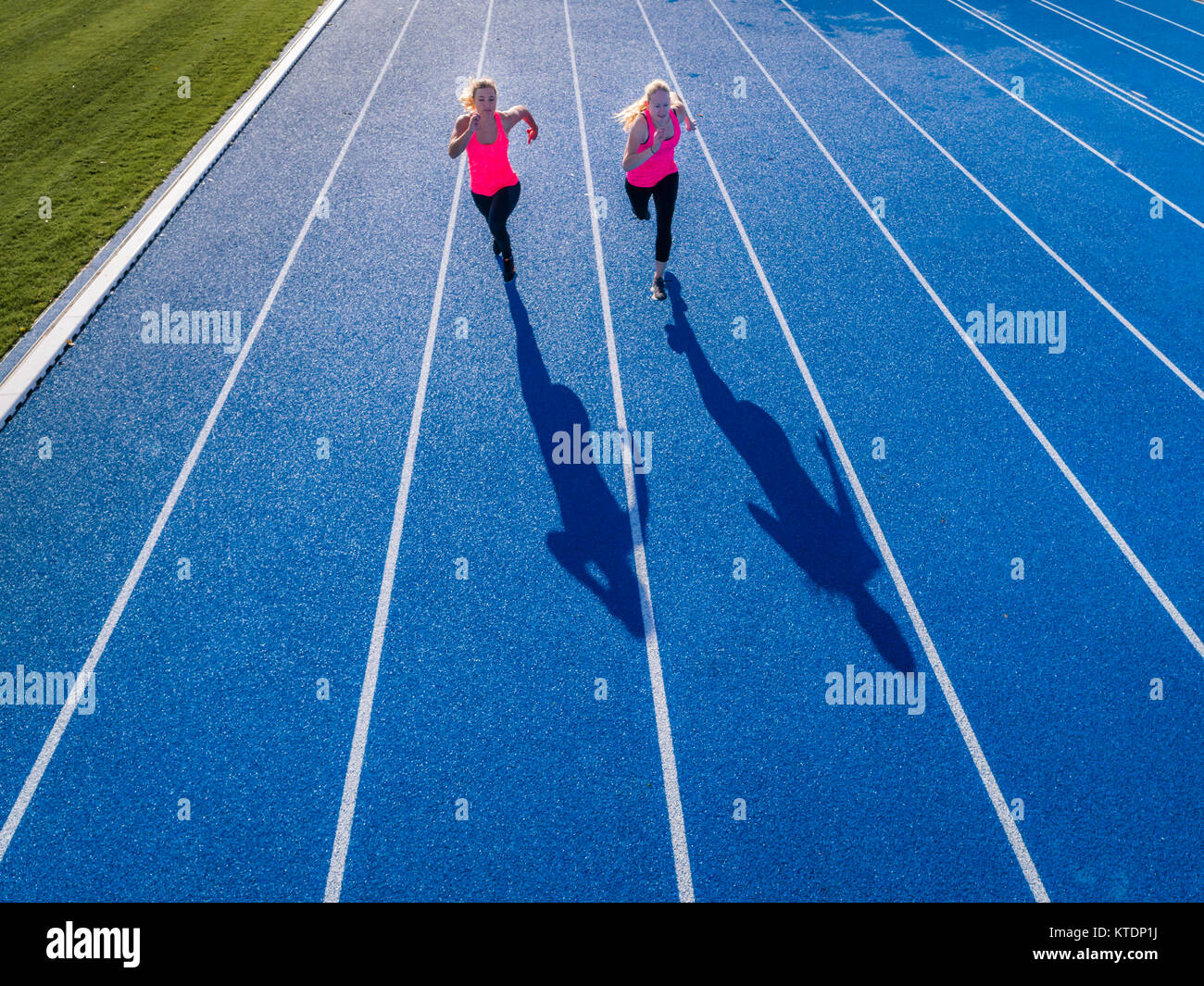 Athletics track aerial hi-res stock photography and images - Alamy