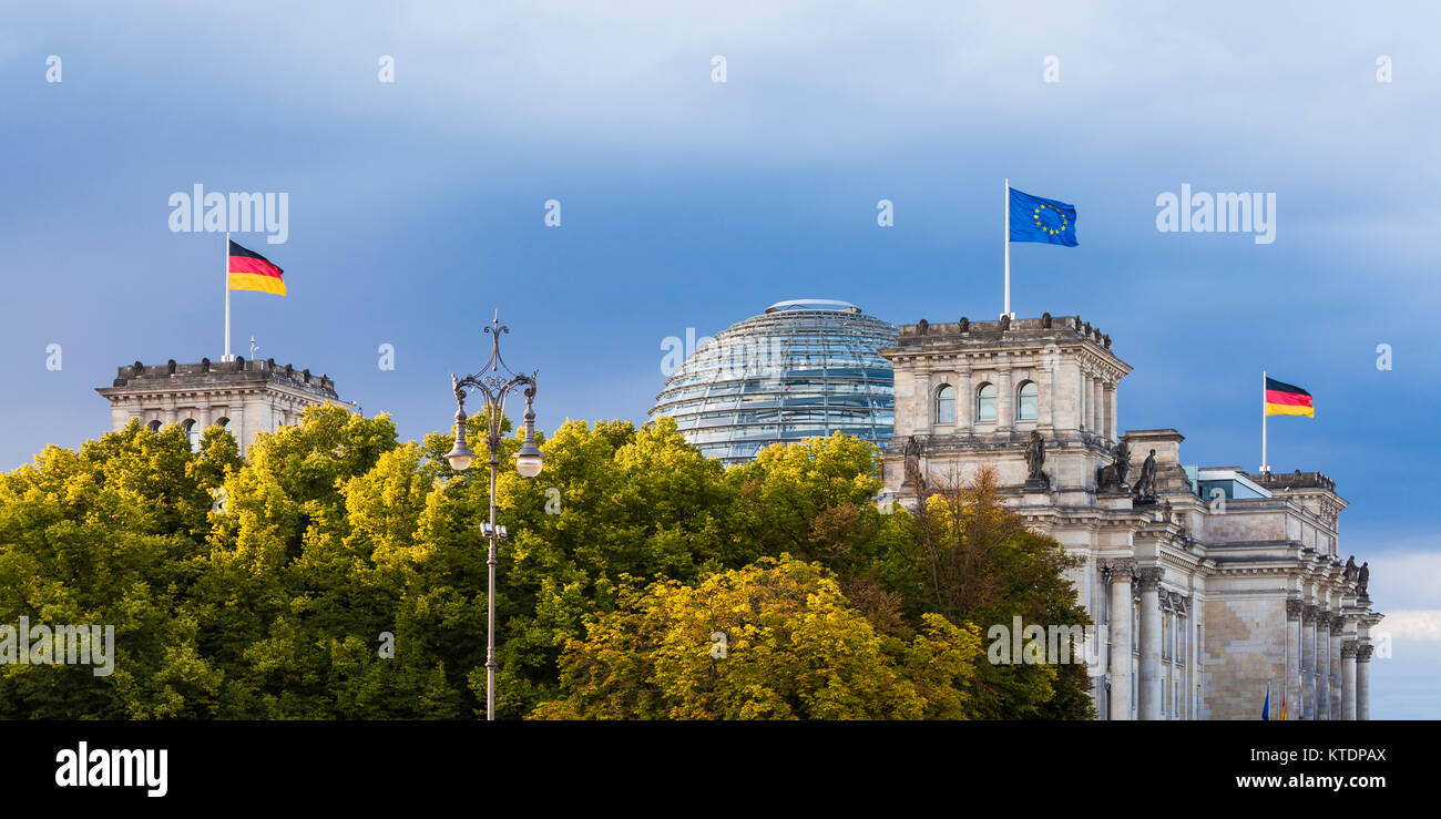 Deutschland, Berlin, Stadtmitte, Deutscher Bundestag, Reichstag ...