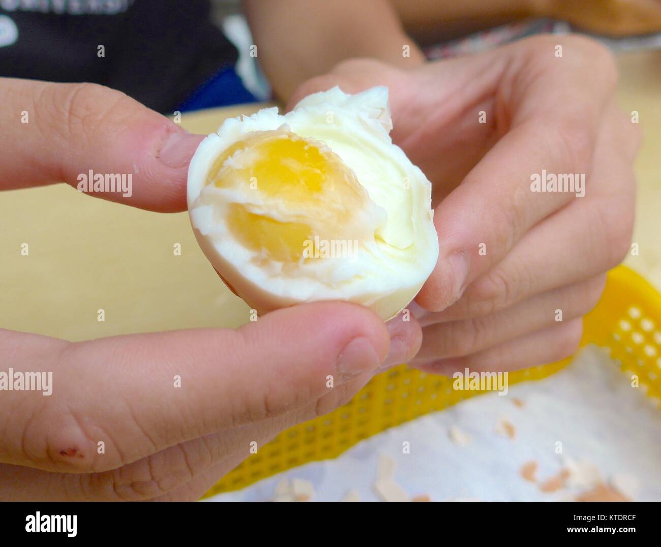 Spa egg hi-res stock photography and images - Alamy