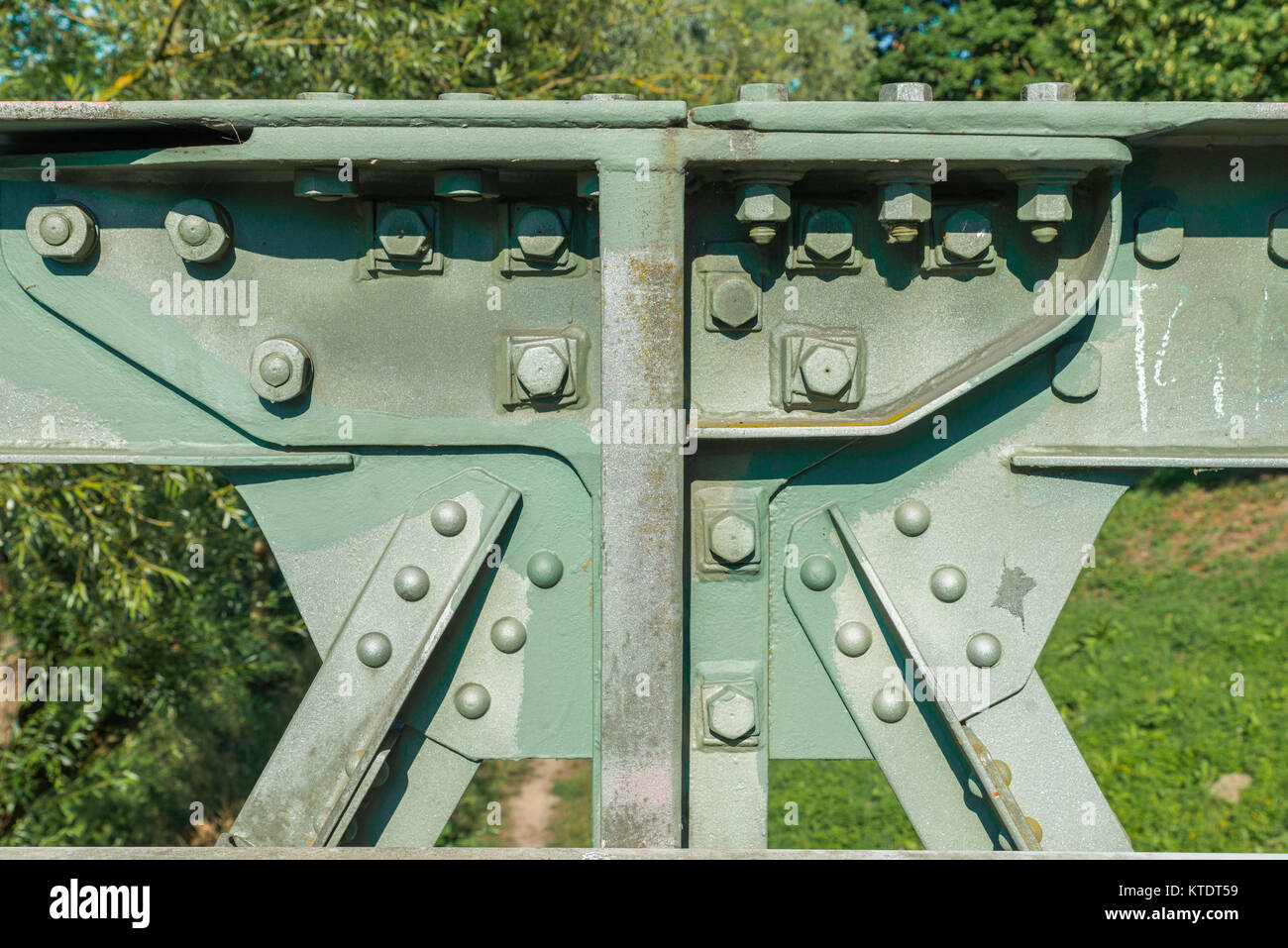 Riveted steel beam steel bridge hi-res stock photography and images - Alamy