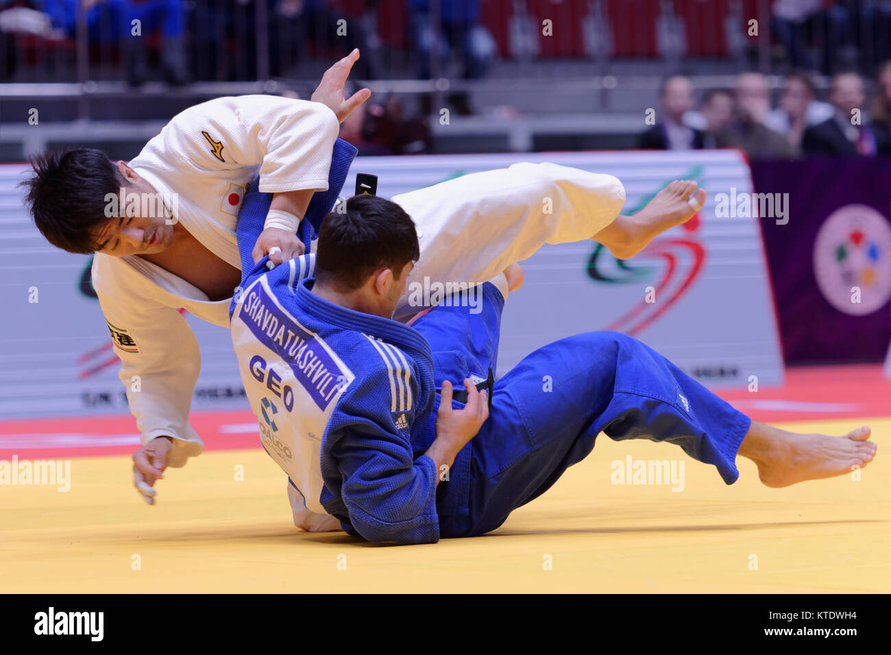 Judo fight hi-res stock photography and images - Alamy