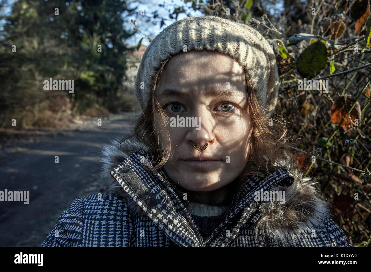 Sad girl winter portrait hi-res stock photography and images - Alamy