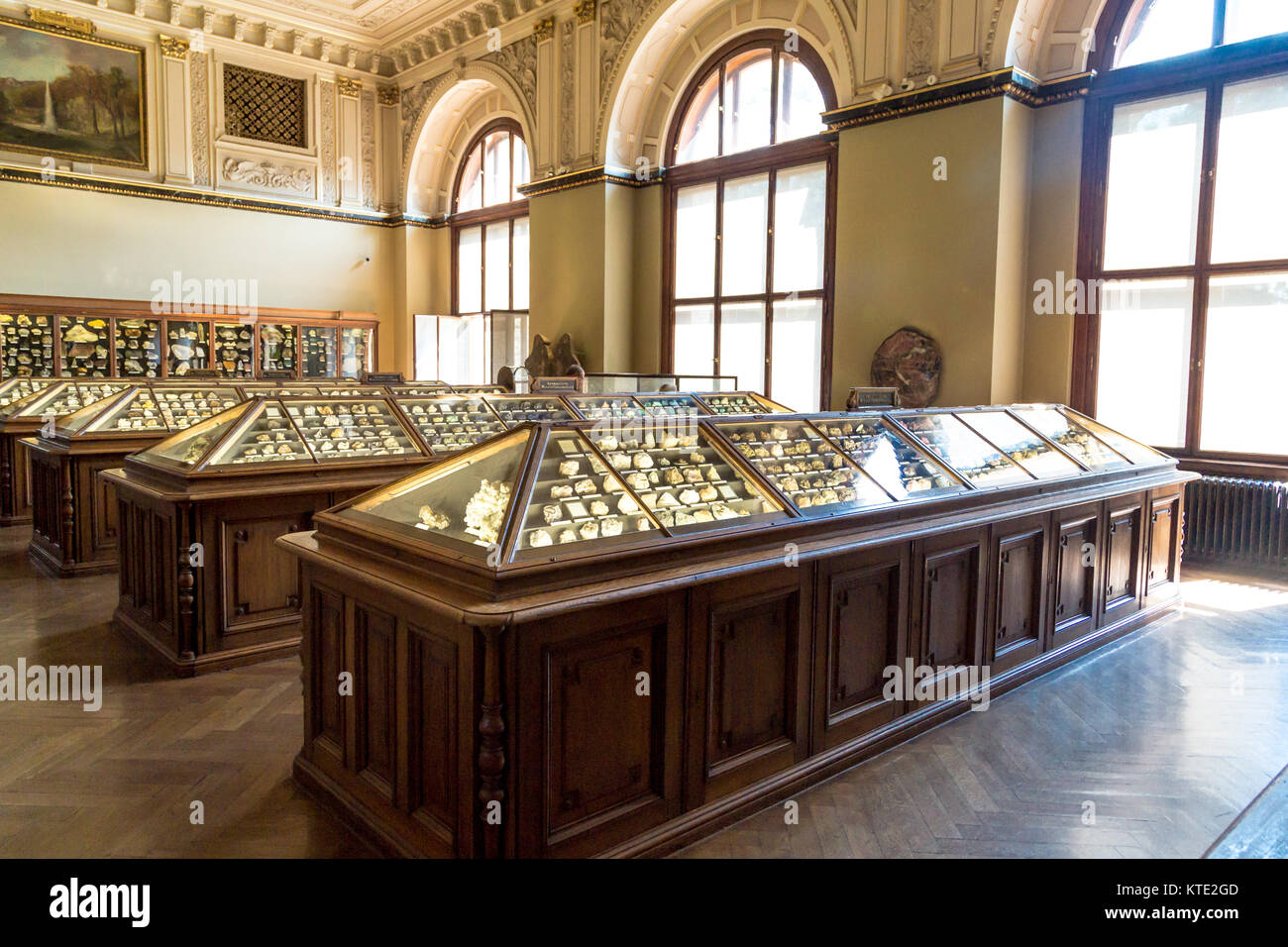 VIENNA, AUSTRIA - SEPTEMBER 12, 2016 : View of Vienna Natural History ...