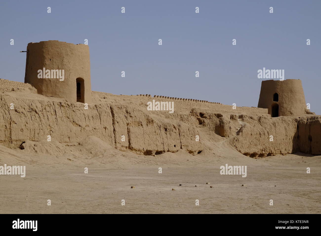 Clay fortress ruins in Kashan in Isfahan province in Iran Stock Photo ...
