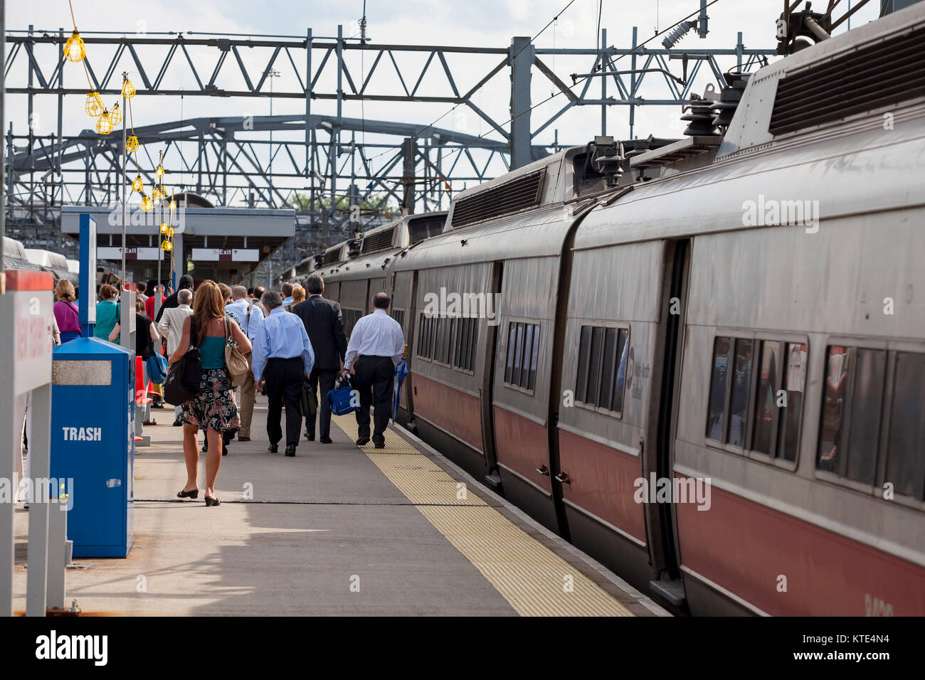 Passengers railroads hi-res stock photography and images - Alamy