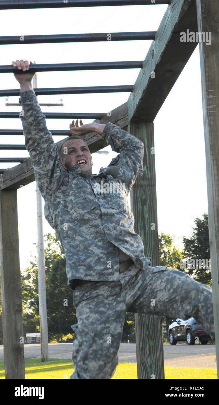 Staff Sgt. Thor Warfle, 3rd Battalion, 353rd Infantry Regiment ...