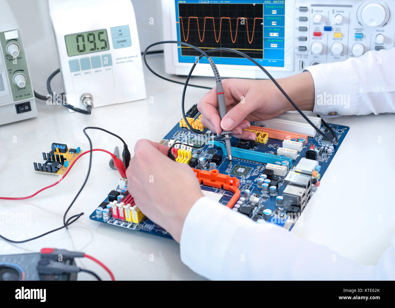 Digital engineering and test centre hi-res stock photography and images ...