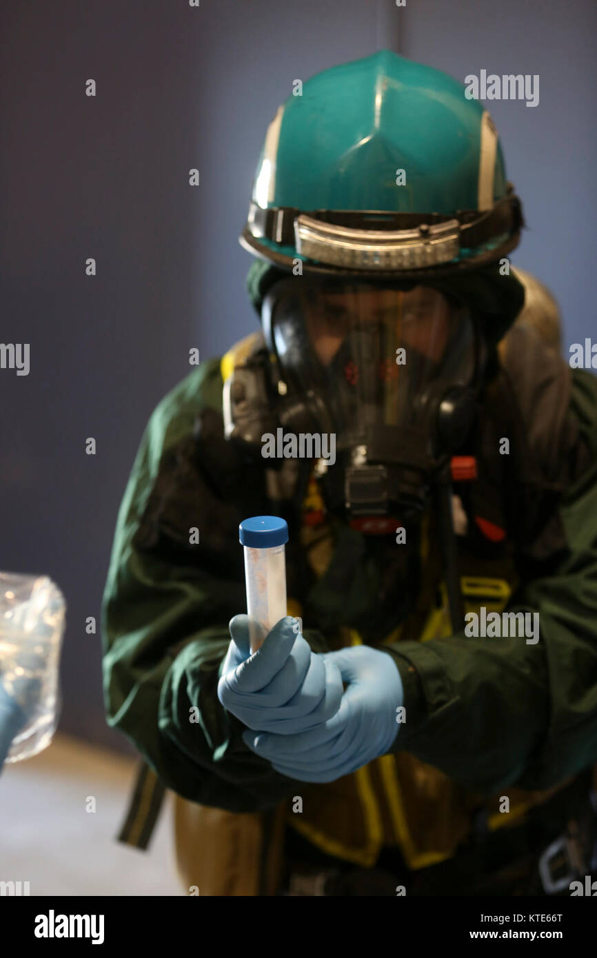 PERRY, Ga. – Decontamination Platoon and Identification and Detection ...