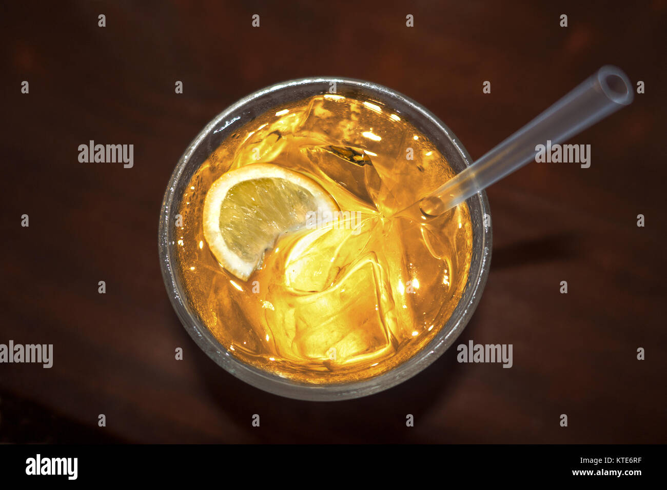 Overhead photo hi-res stock photography and images - Alamy