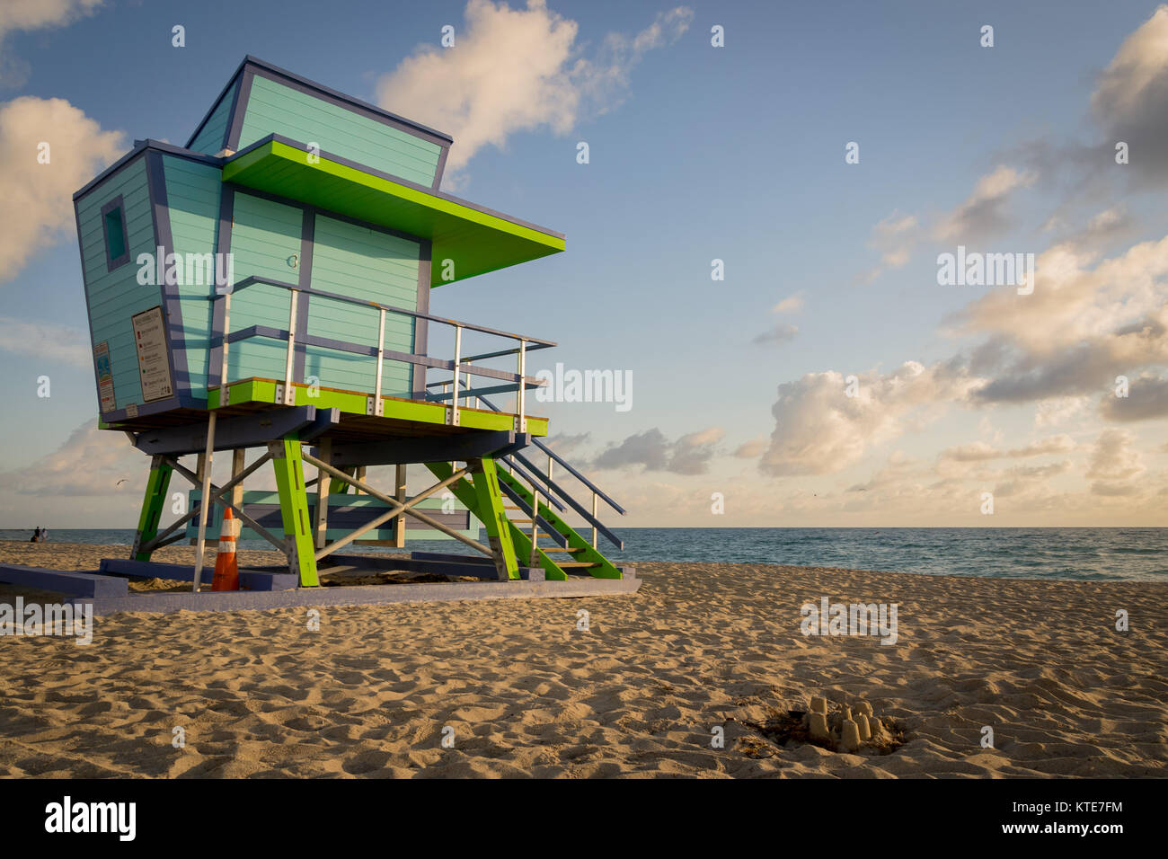 Lifeguard Booth High Resolution Stock Photography and Images - Alamy