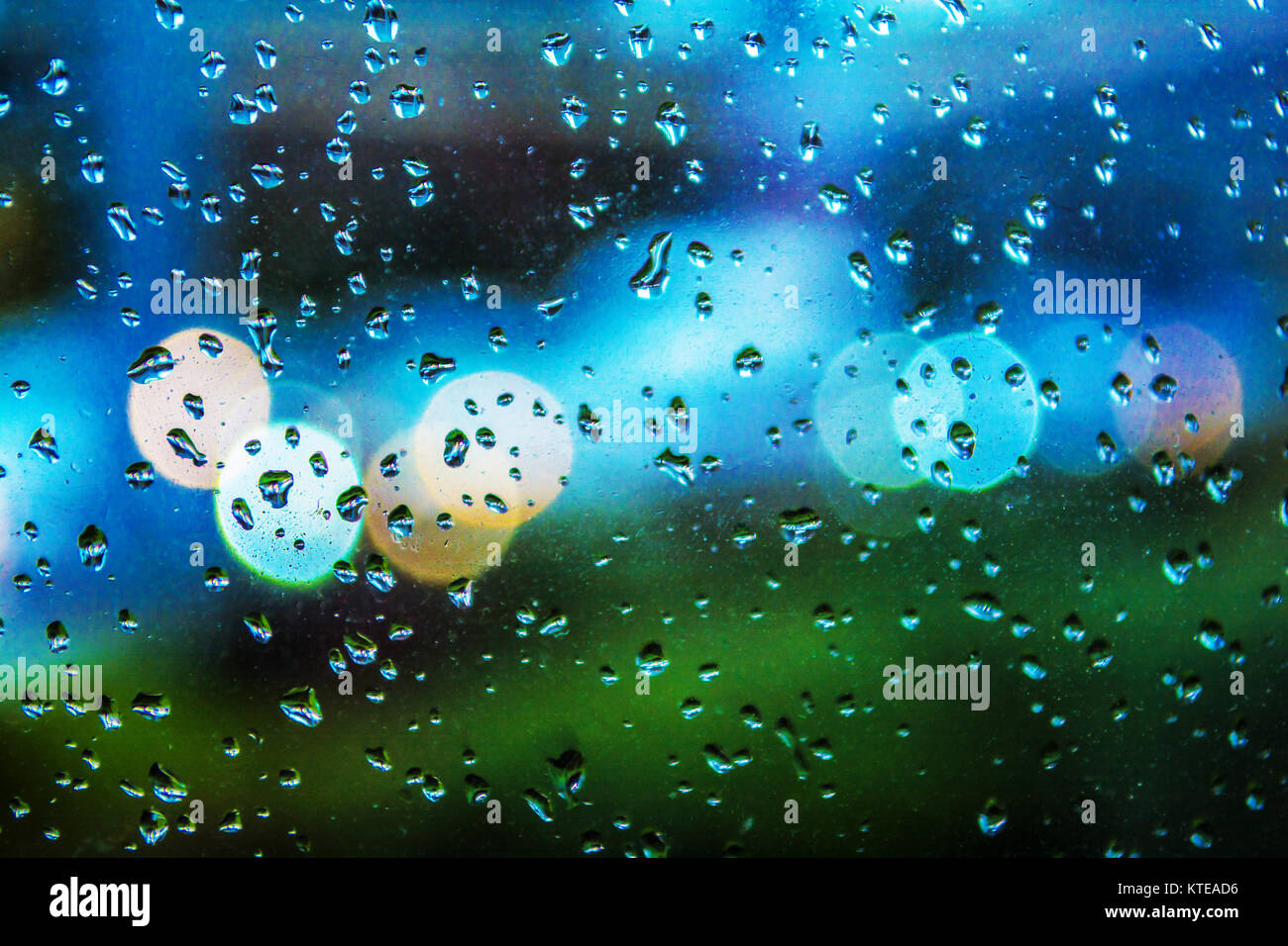 Colorfull oil drops hi-res stock photography and images - Alamy