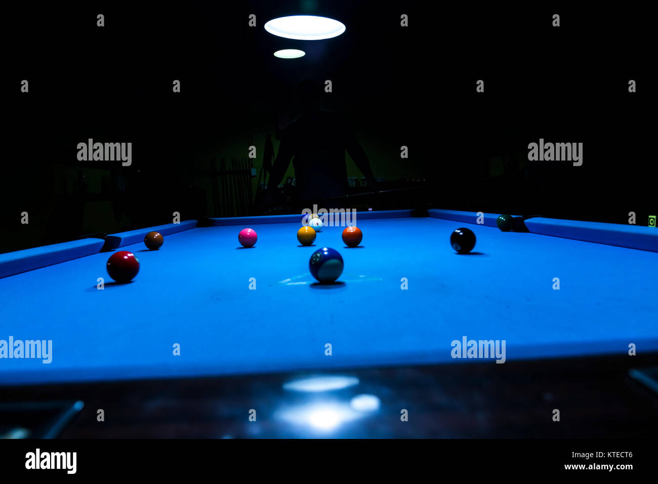 Initial kick at the billiard pool table Stock Photo - Alamy