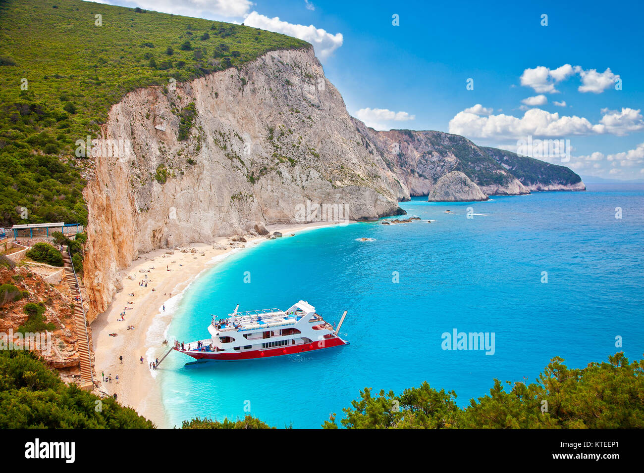 Beautiful panoramic view on turquoise Katsiki beach, Lefkada, Greece ...