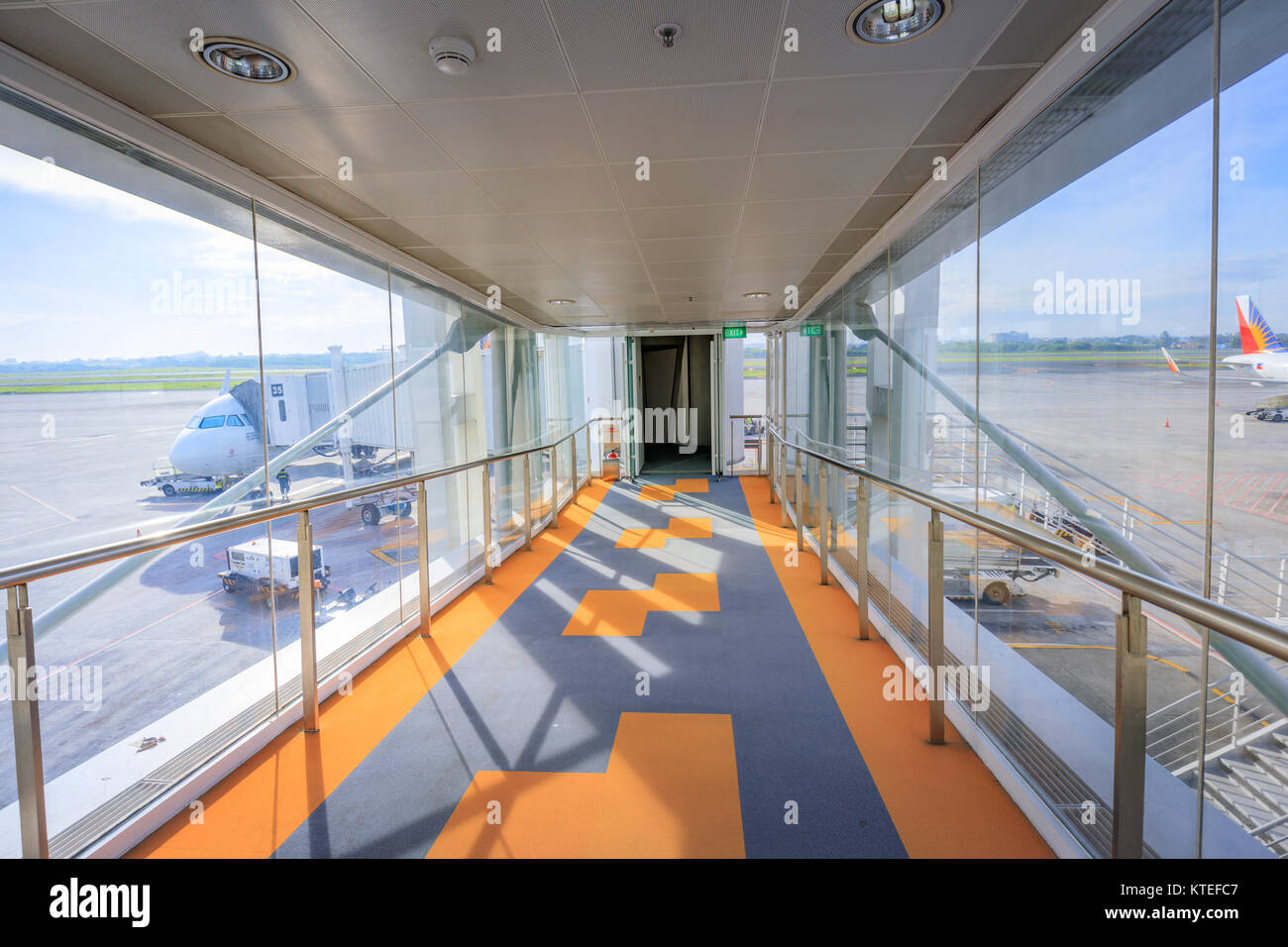 Philippine Airlines (PAL) hallway at NAIA International Airport ...