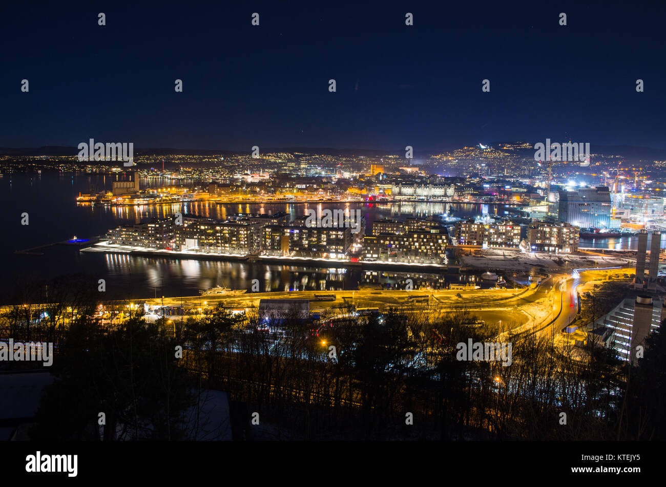 Oslo night hi-res stock photography and images - Alamy