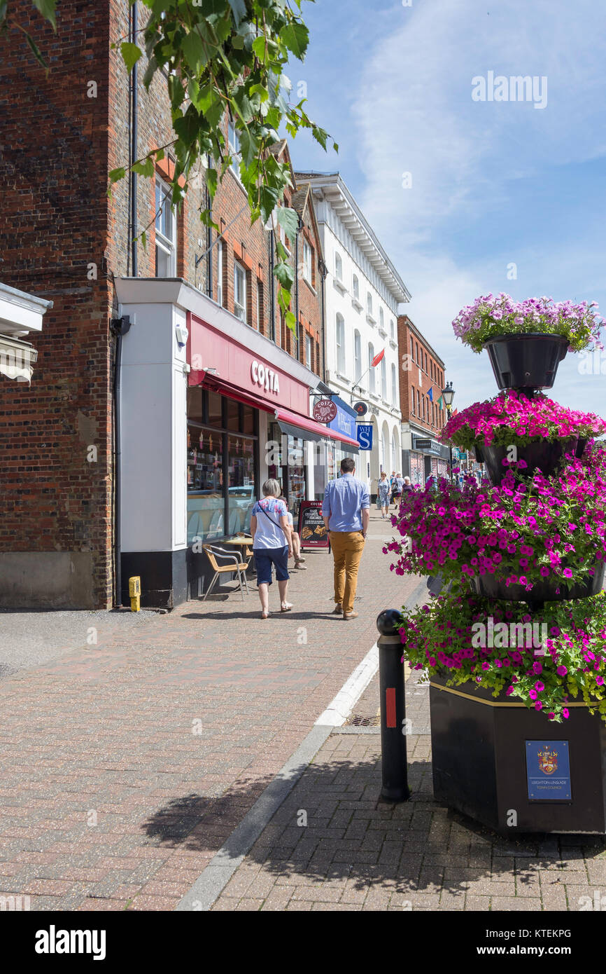 High Street, Leighton Buzzard, Bedfordshire, England, United Kingdom ...