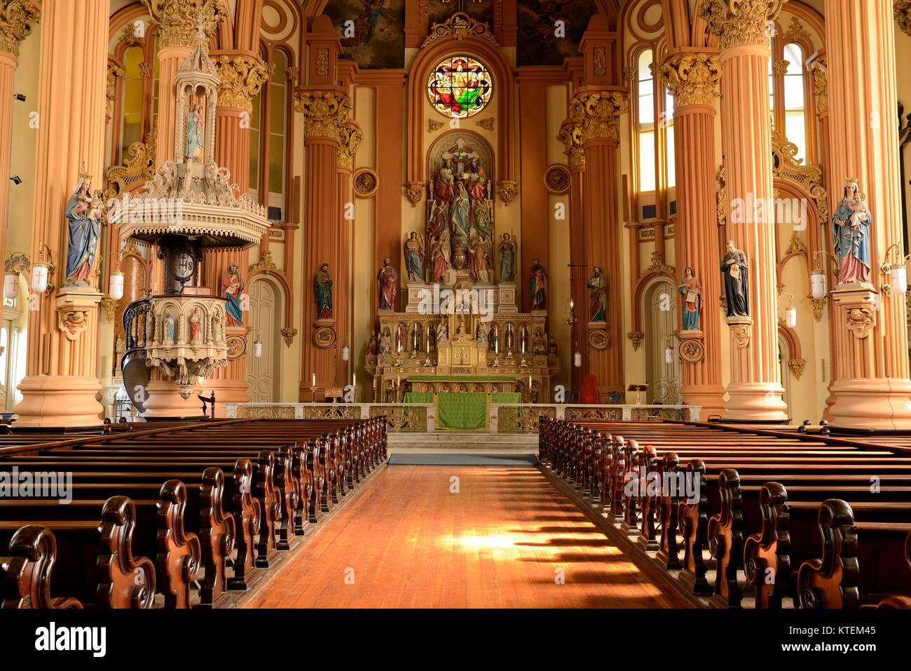 New church inside old church hi-res stock photography and images - Alamy