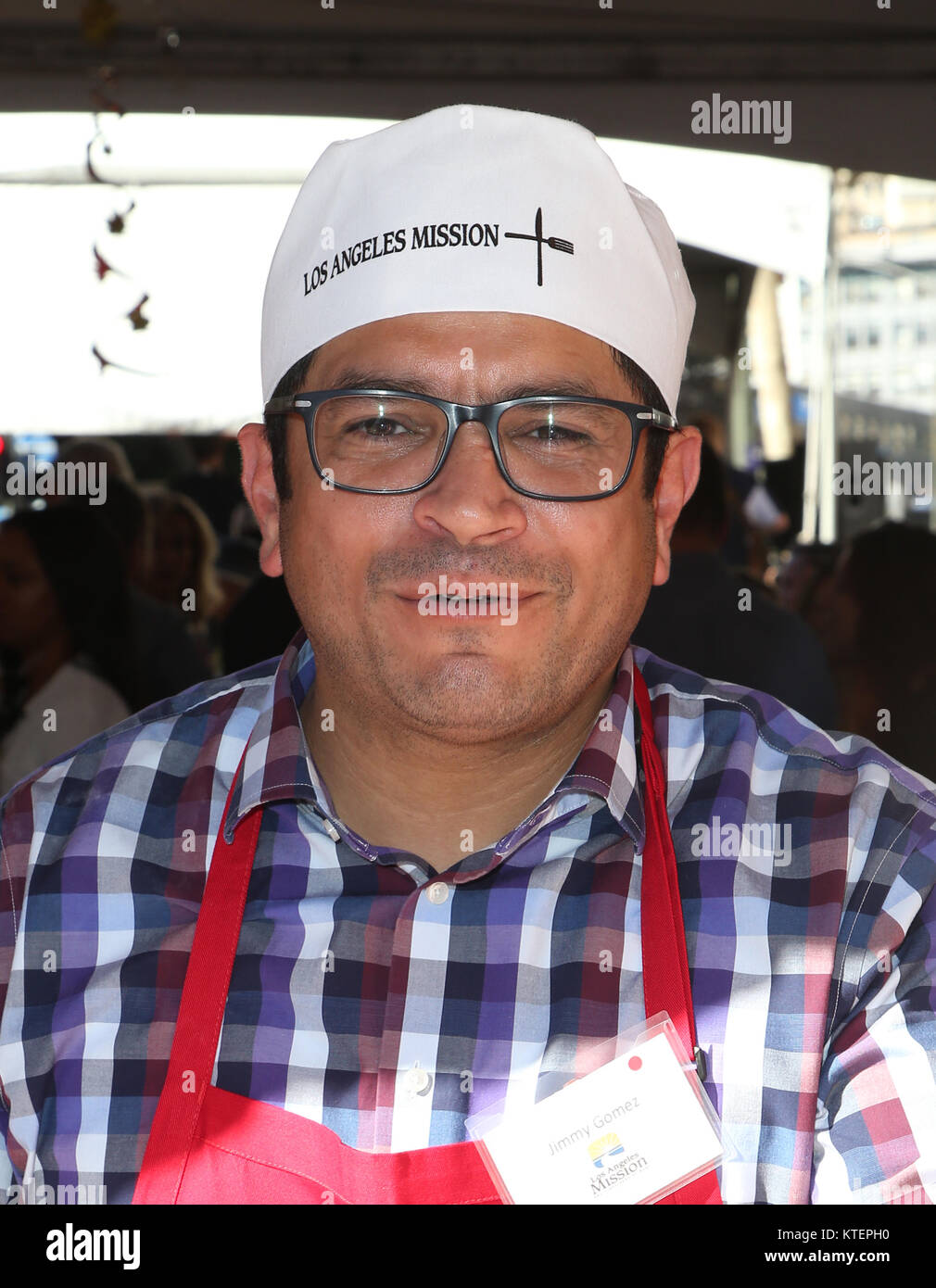 Los Angeles Mission Thanksgiving Meal For The Homeless Featuring: Jimmy ...