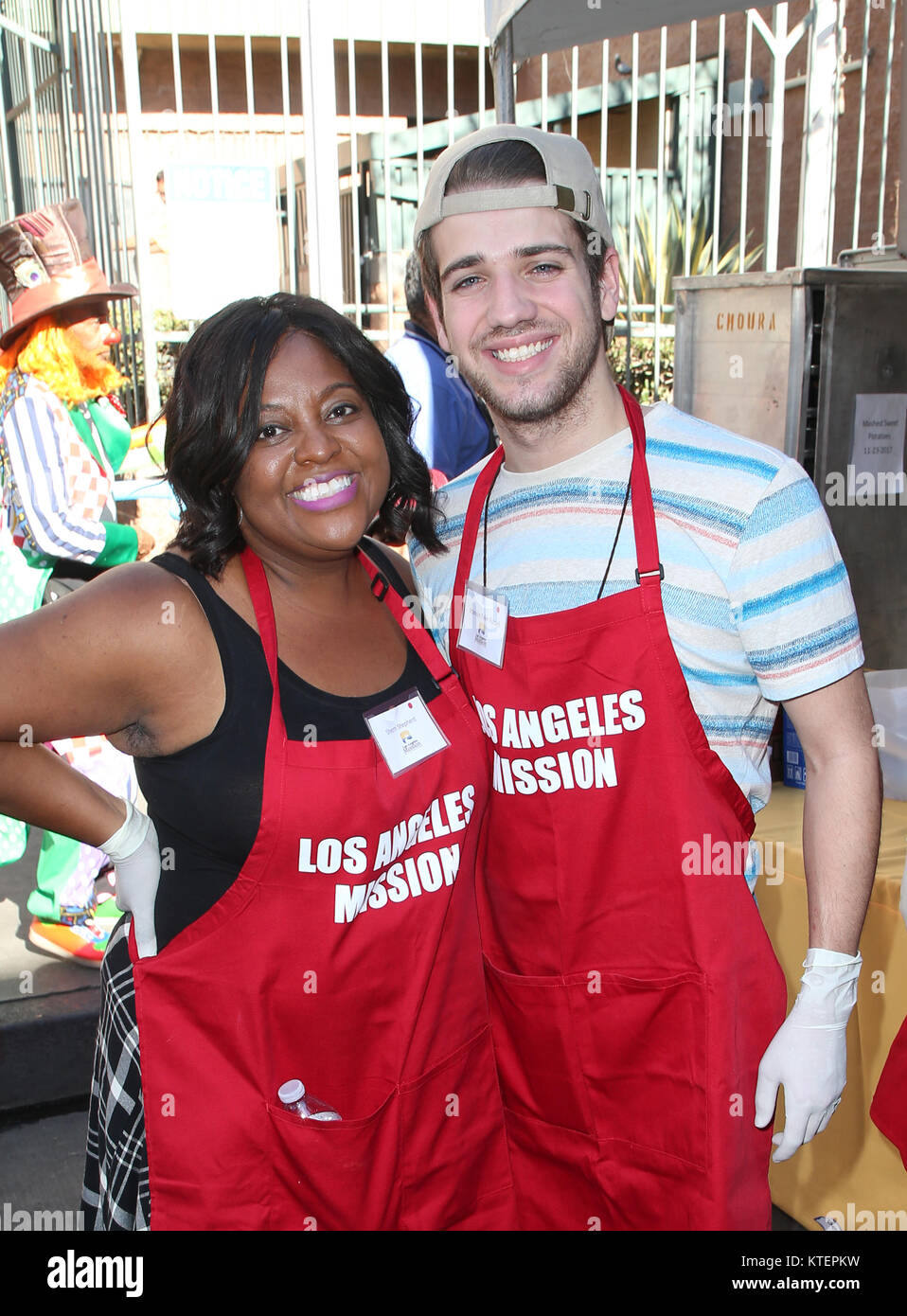 Los Angeles Mission Thanksgiving Meal For The Homeless Featuring ...