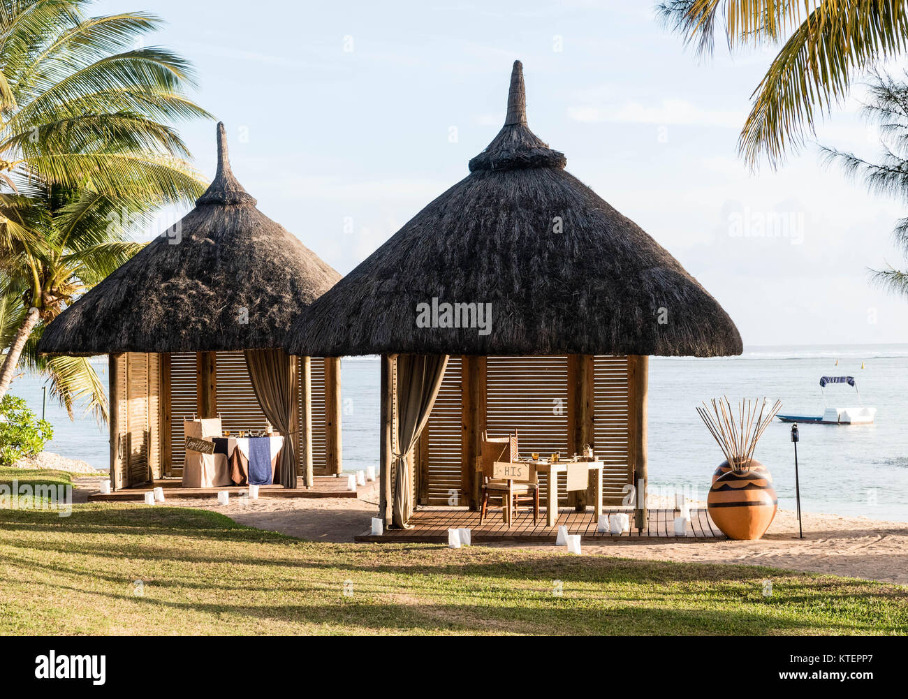 Dining tables for a wedding at the Heratige Awali Resort in sourth ...