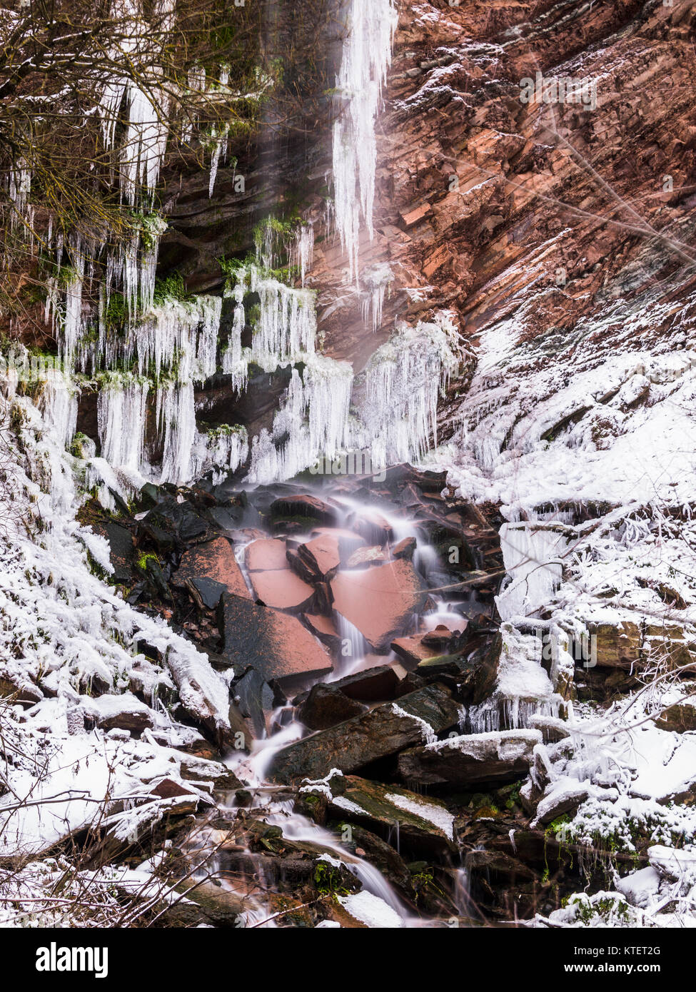 Small frozen waterfall in Greece Stock Photo - Alamy