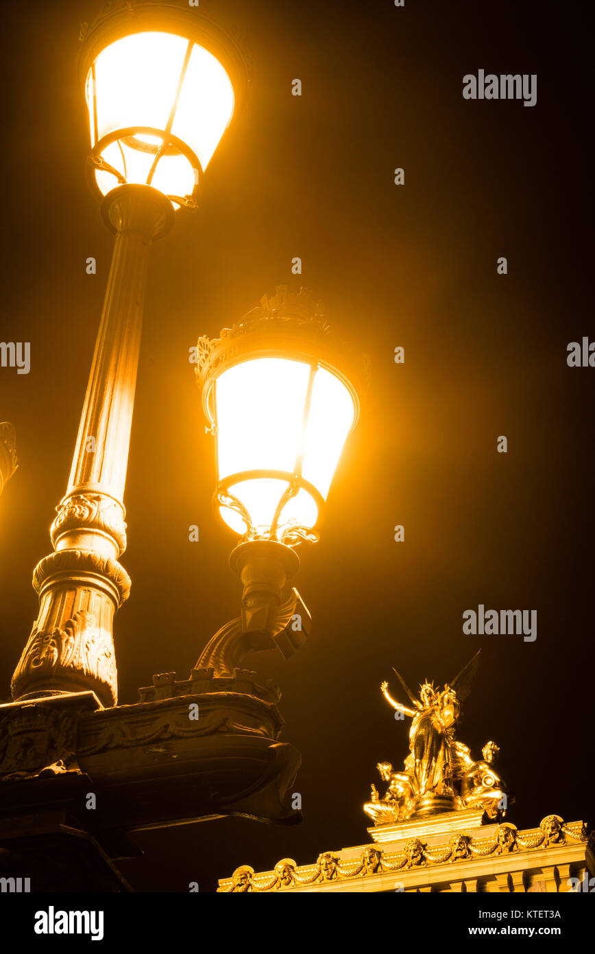 Close up shot of Paris lights at night Stock Photo - Alamy