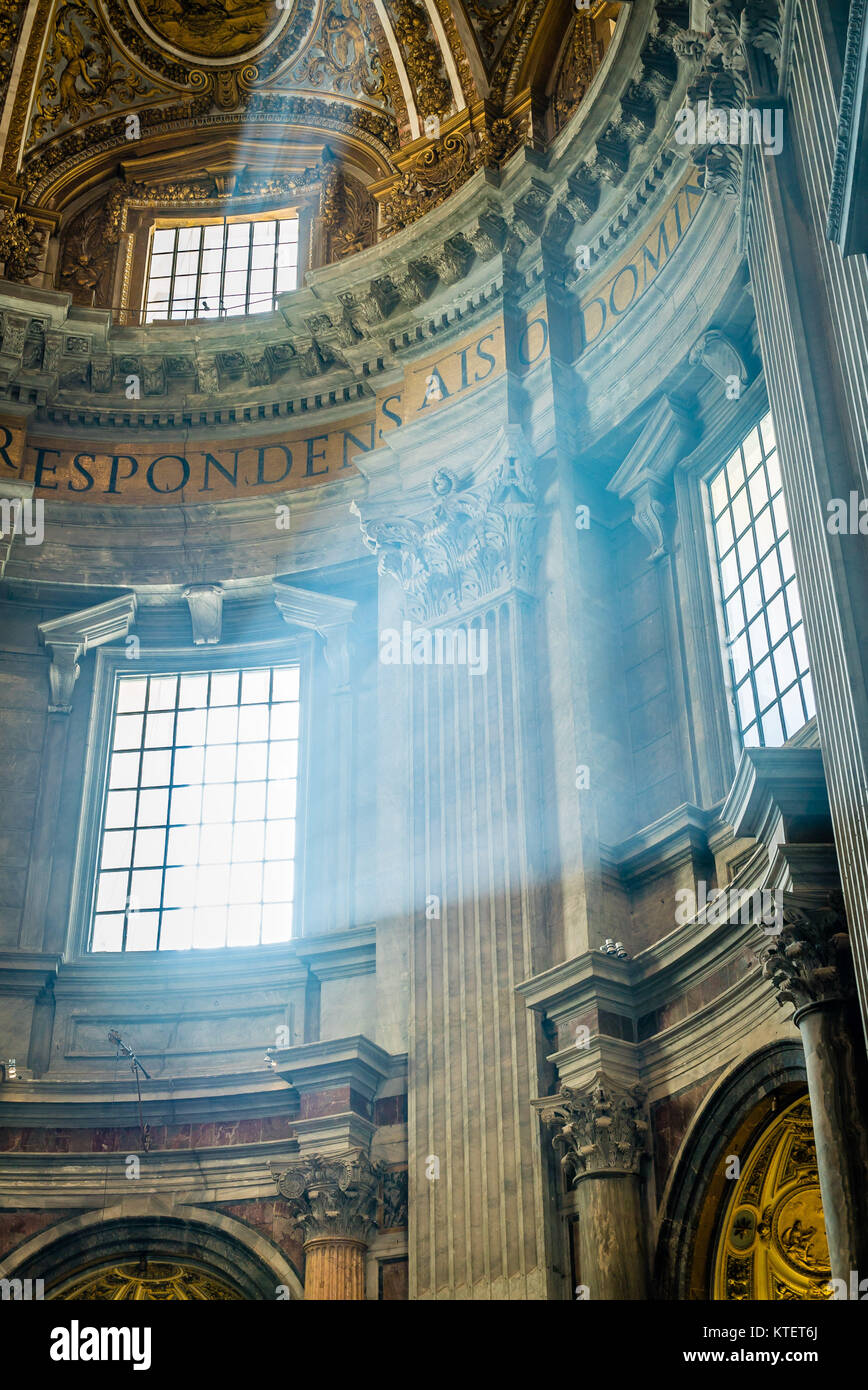Revelation of God in St Peter church in Rome Stock Photo - Alamy