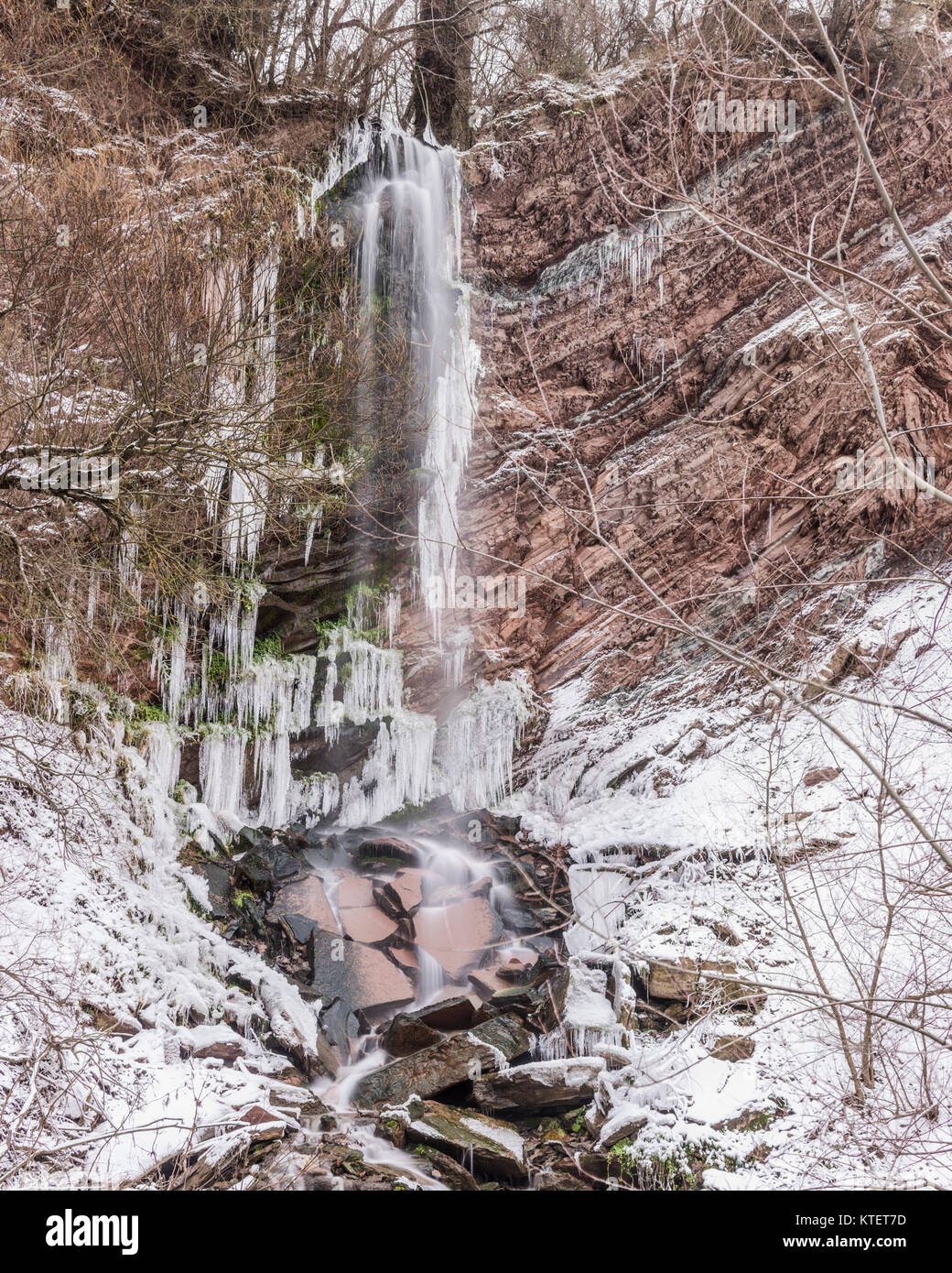 Small frozen waterfall in Greece Stock Photo - Alamy