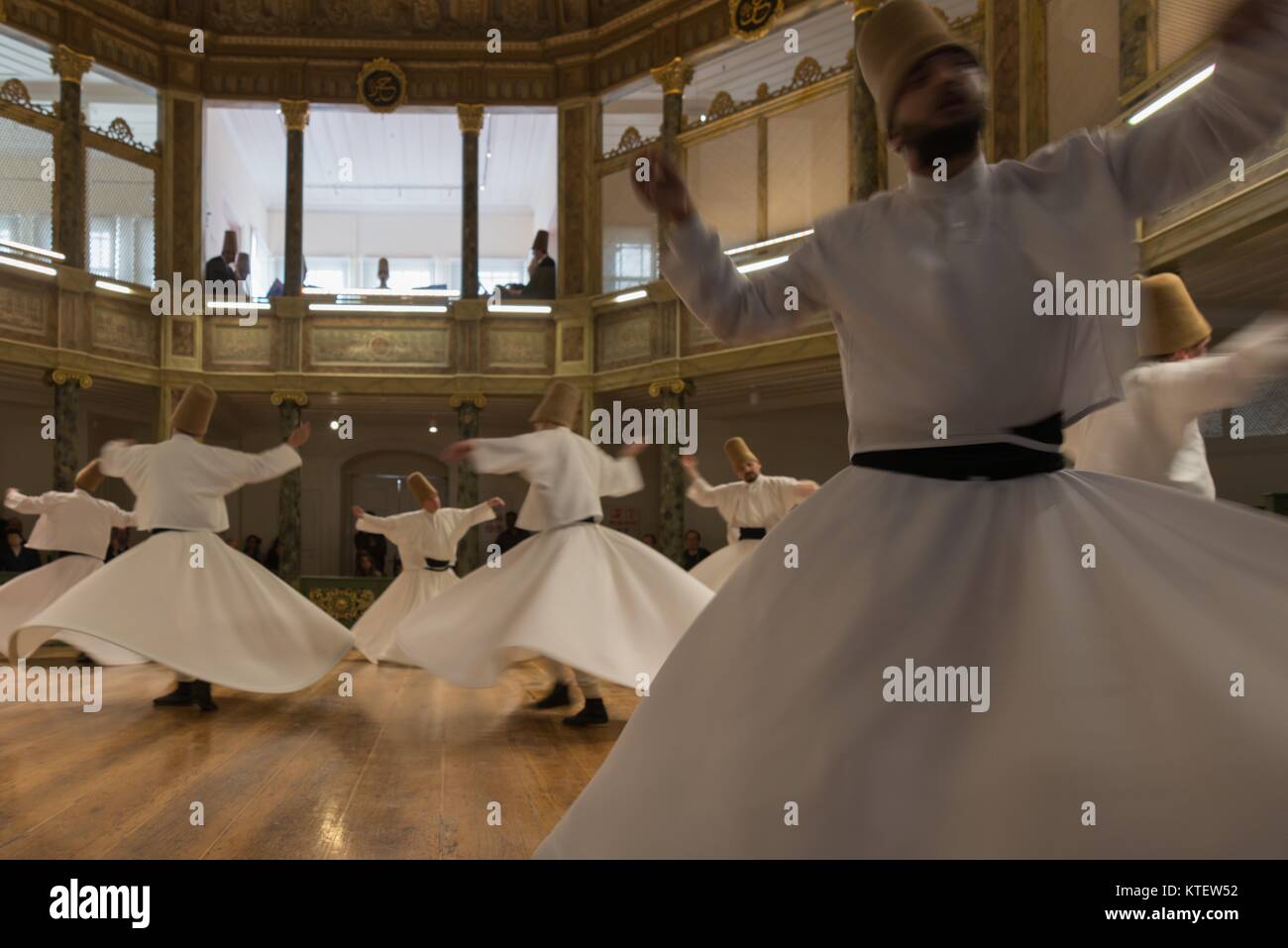 Sufis sama hi-res stock photography and images - Alamy