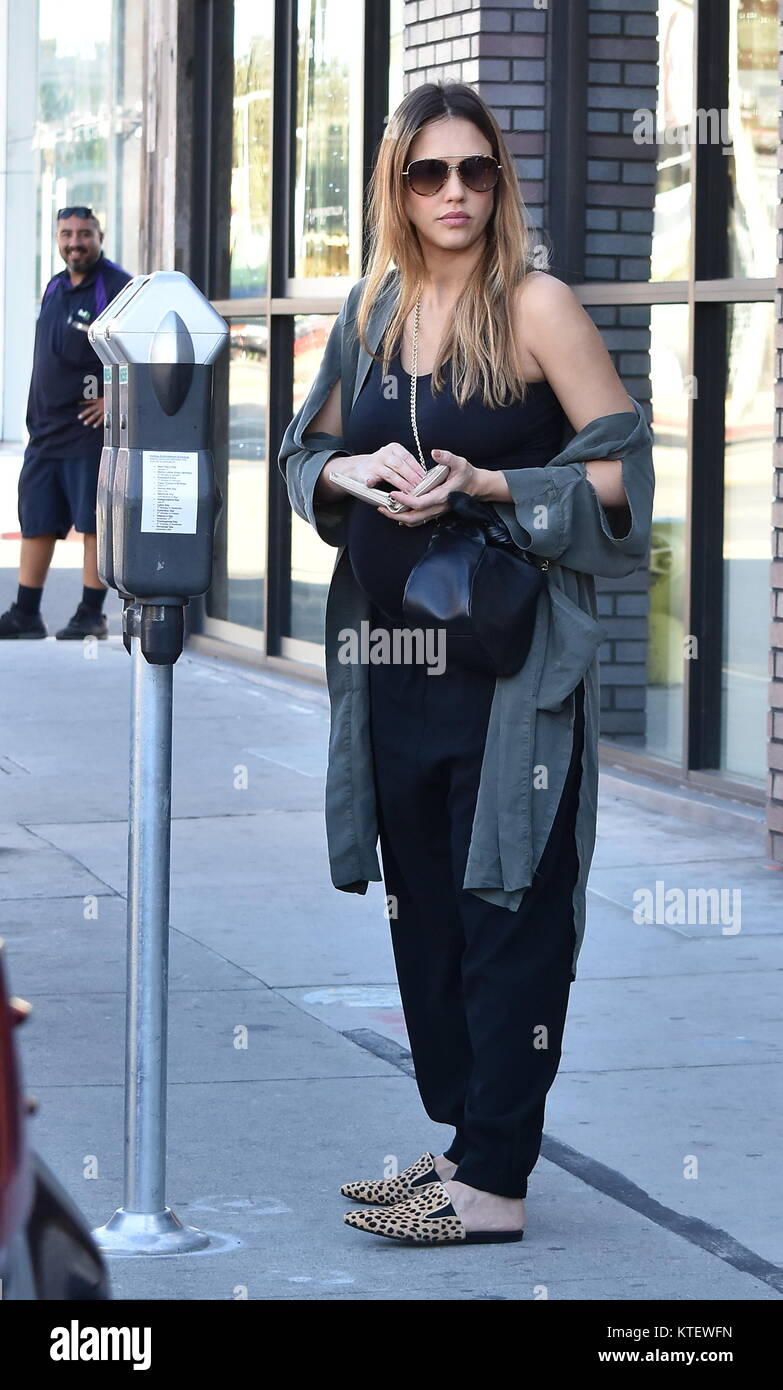 Jessica Alba shops at Vince clothing store in West Hollywood Featuring ...