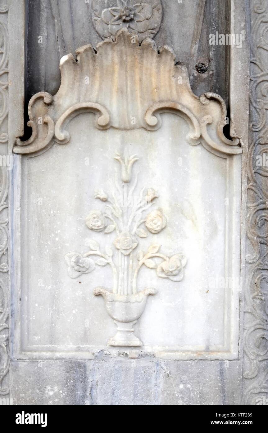 Water Fountain At Topkapi Palace High Resolution Stock Photography and ...