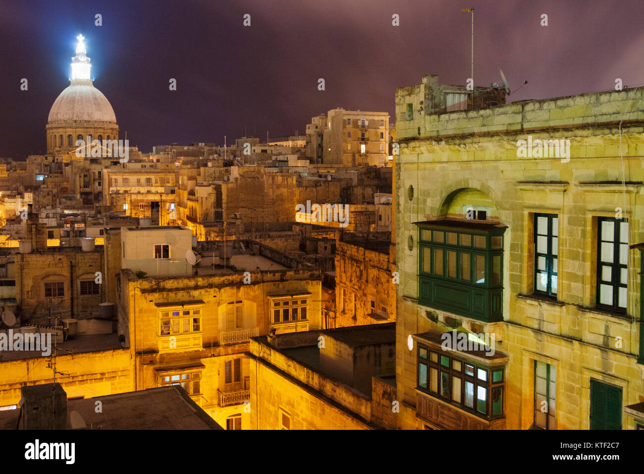 Night overview of illuminated historic city of Valletta, Malta Stock ...