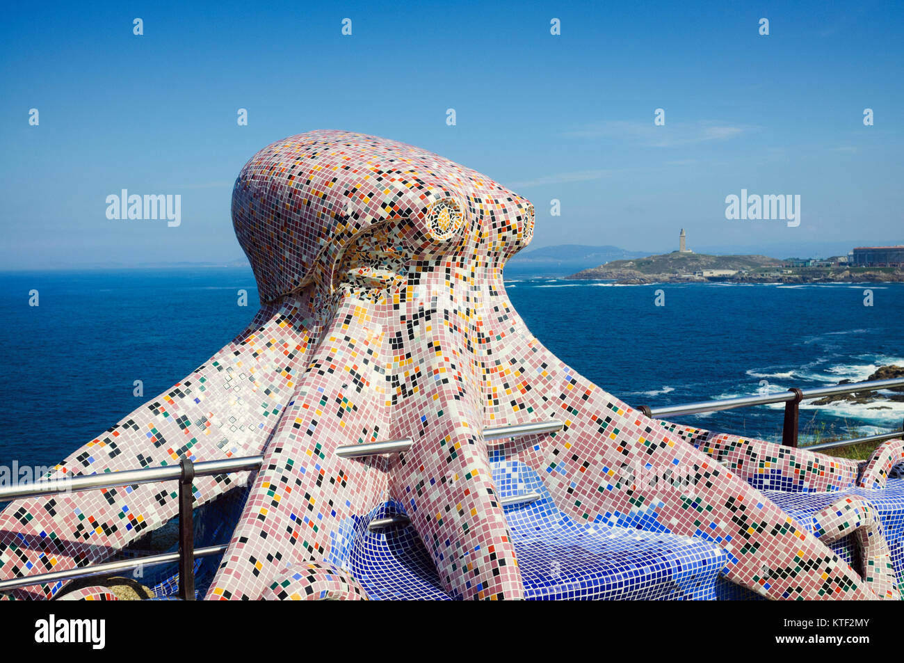 Octopus sculpture (2004) by Javier M. Padín Martínez at the promenade ...