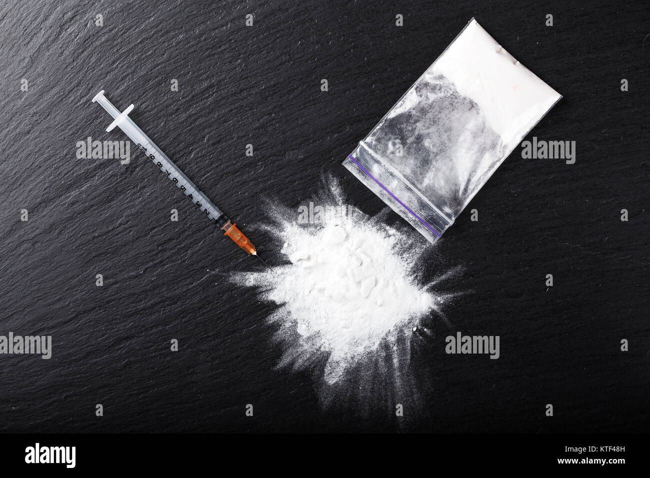 Powder bag package line hi-res stock photography and images - Alamy