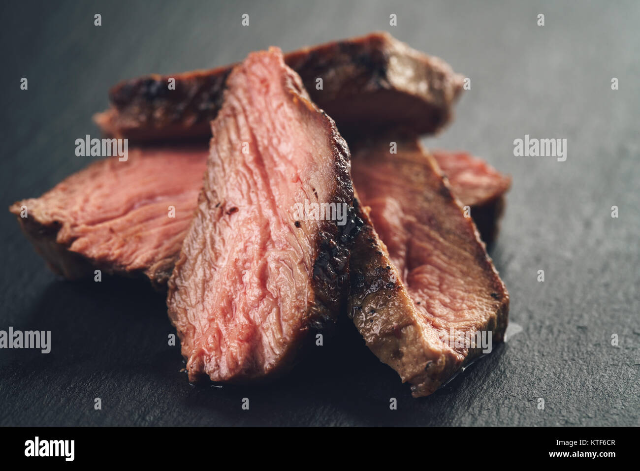 Rare beef slices hi-res stock photography and images - Alamy