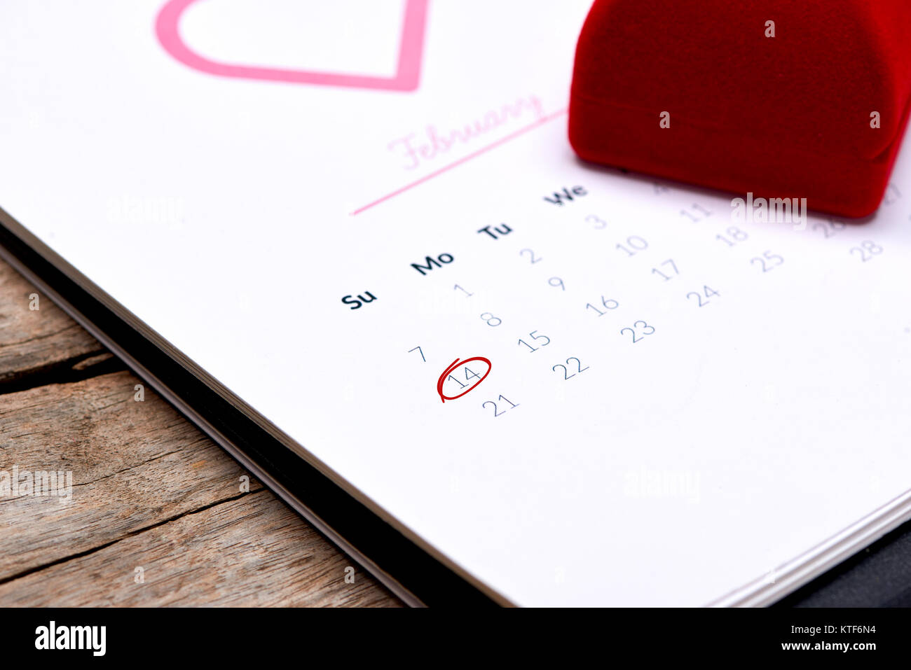 Calendar showing date 14th hi-res stock photography and images - Alamy